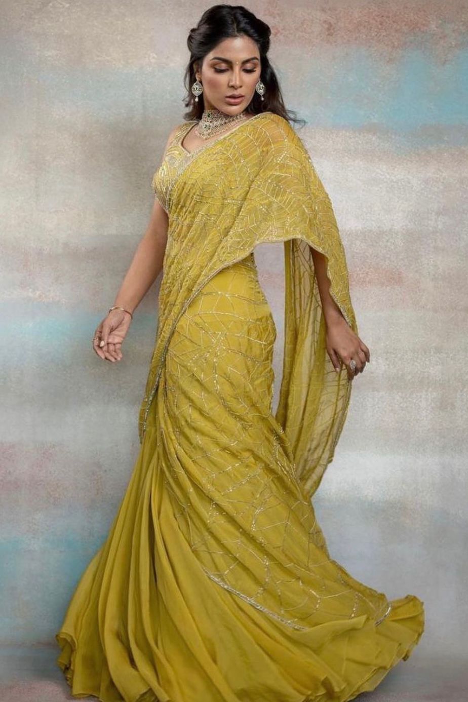 Samyuktha Nair in Esrat – Charu and Vasundhara